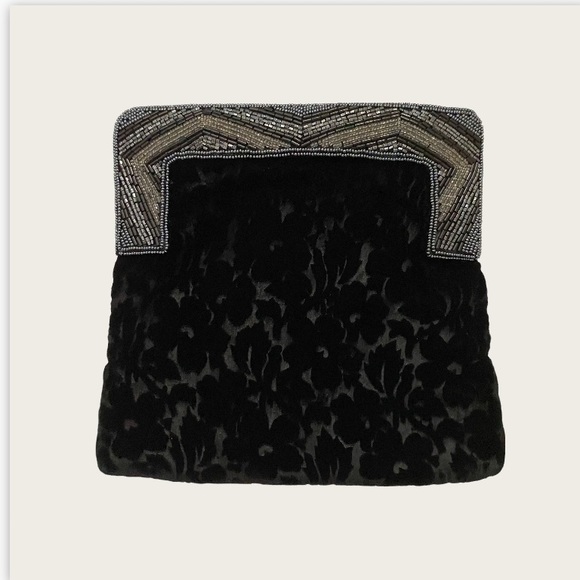 Vintage | Bags | R Vintage Velvet Beaded Clutch By Genie Floral Special ...